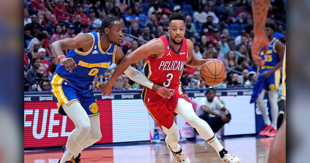 Warriors, 0-6 on road, fall to Pelicans with 4 starters out - CBS San ...