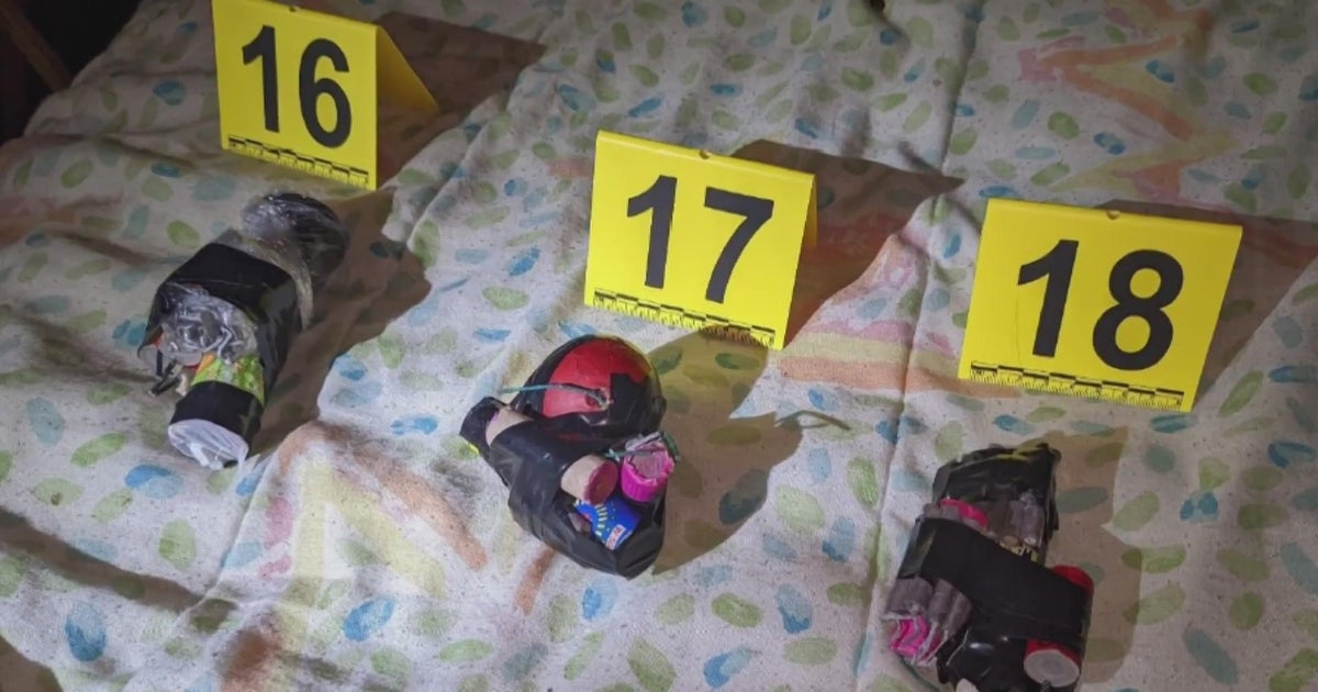 Teen charged with terrorism for plot to attack Chicago mosque - CBS Chicago