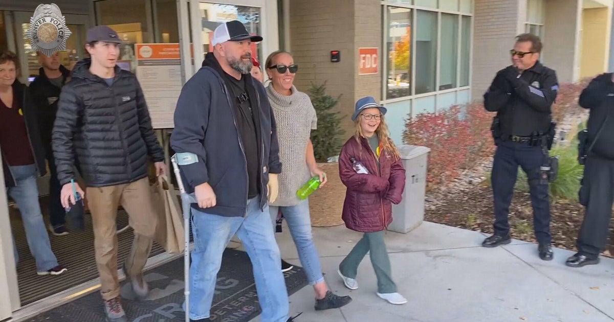 Denver Police Officer Jay Lopez released from the hospital - CBS Colorado