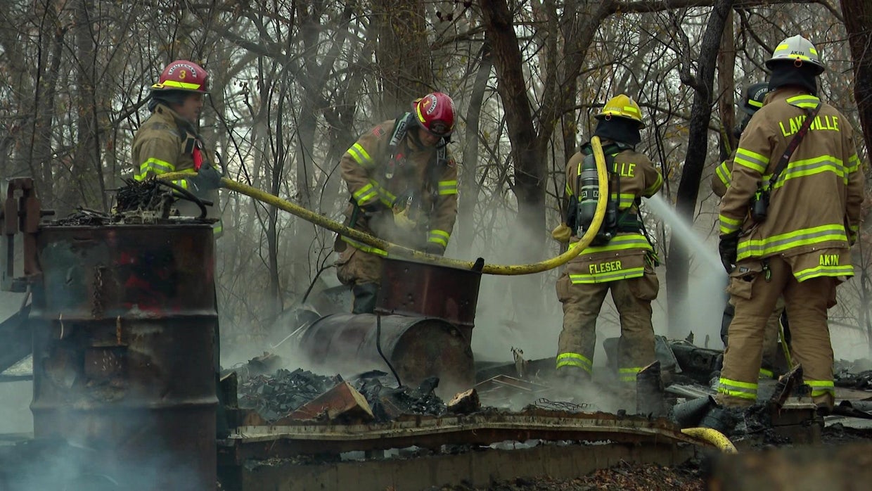 Fire destroys Lakeville pole barn - CBS Minnesota