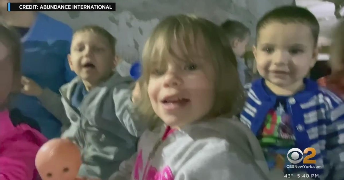 Orphanage in Kherson, Ukraine cares for some of the most vulnerable - CBS New York