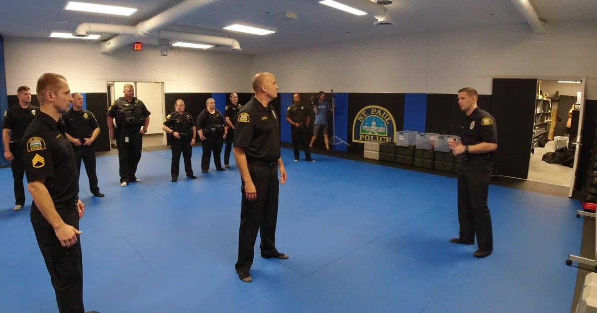 Raw video: St. Paul PD undergoes "response to resistance or aggression ...