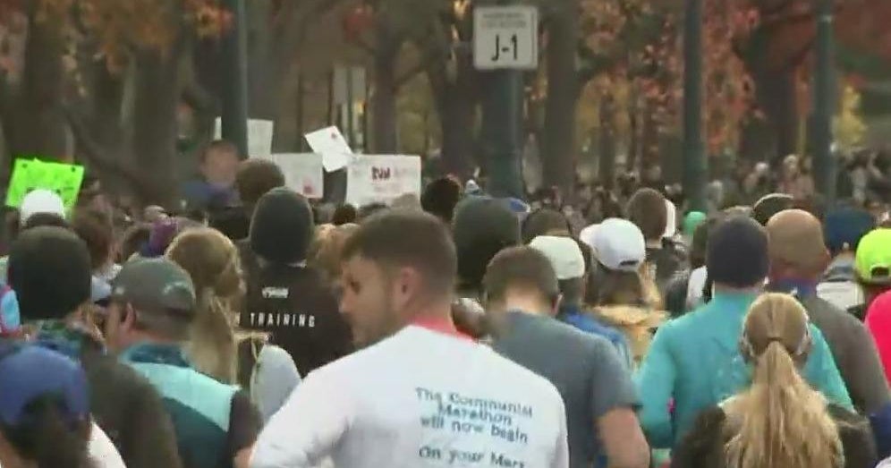 Thousands of runners race Philadelphia Marathon this weekend - CBS ...