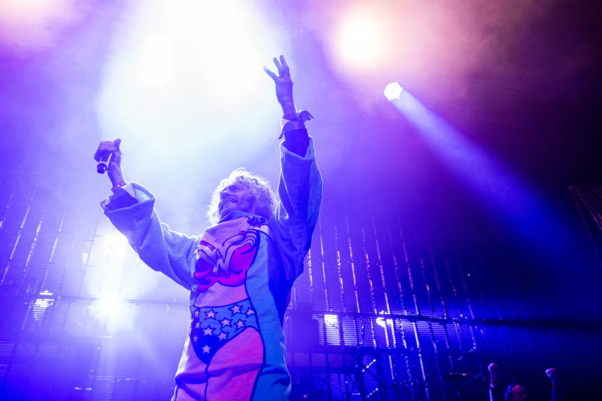 Photos: The Flaming Lips dazzle fans at Warfield