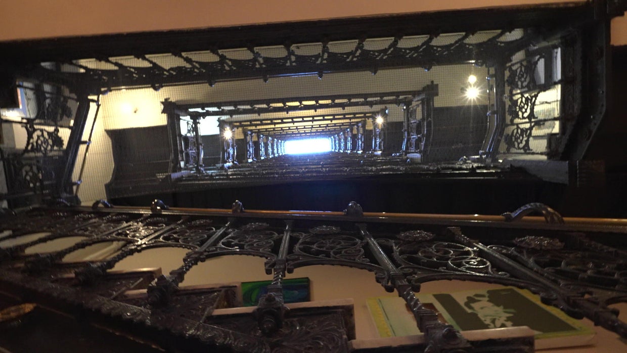 The Chelsea Hotel: Inside an urban utopia - CBS News