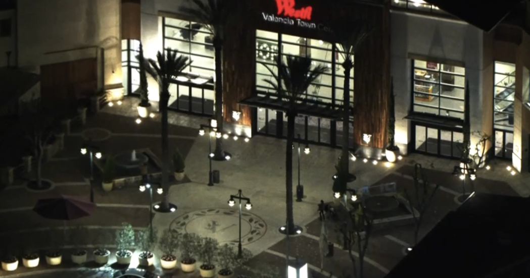 Gun in man's pocket accidentally goes off at Valencia mall - CBS Los ...