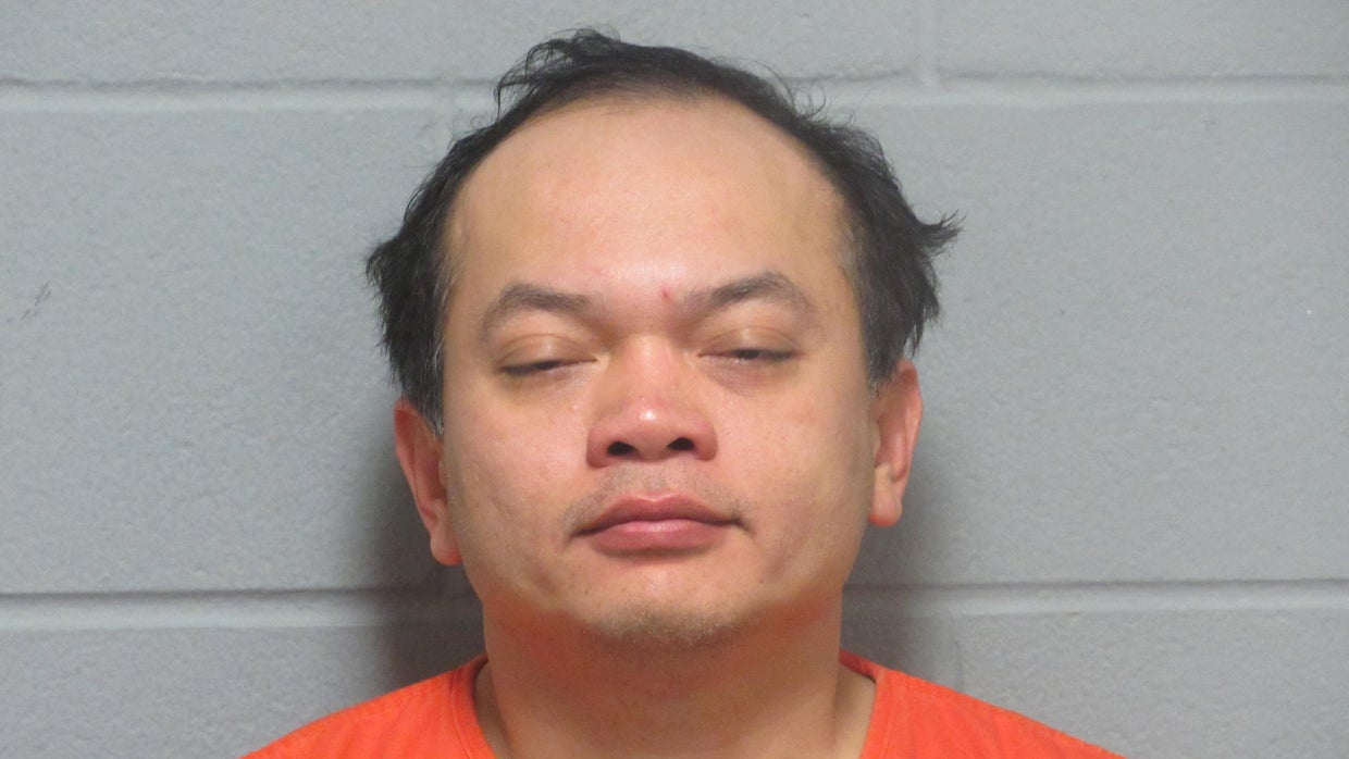 Charges: Aaron Le fatally shot man, wounded server at Bloomington ...