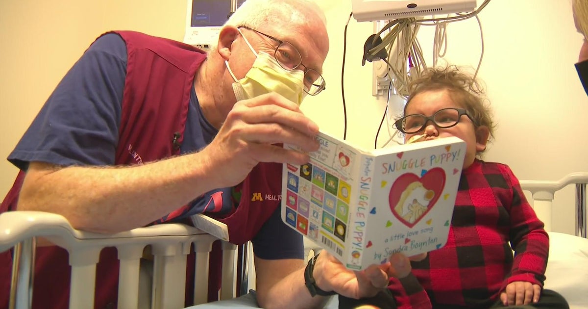 Masonic Children's "head elf" is bringing holiday cheer - CBS Minnesota
