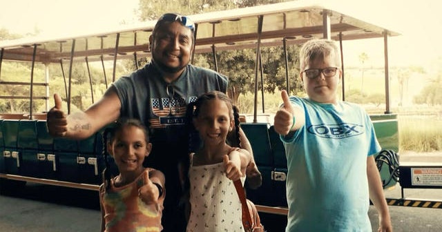 The T Kindness Goes Viral With Steve Hartman Trailer Cbs News