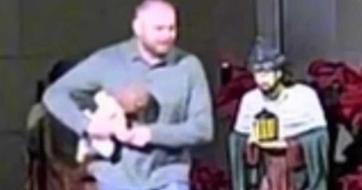Video captures man stealing baby Jesus from Nativity scene in Sundance ...