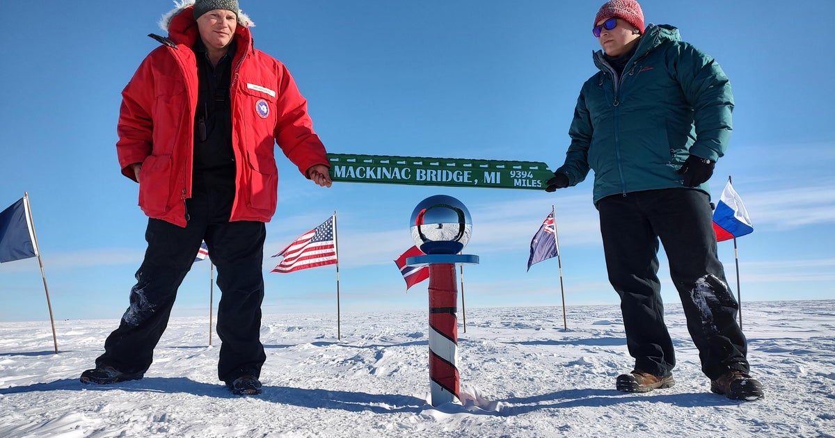 Piece of Mackinac Bridge makes its way to South Pole - CBS Detroit