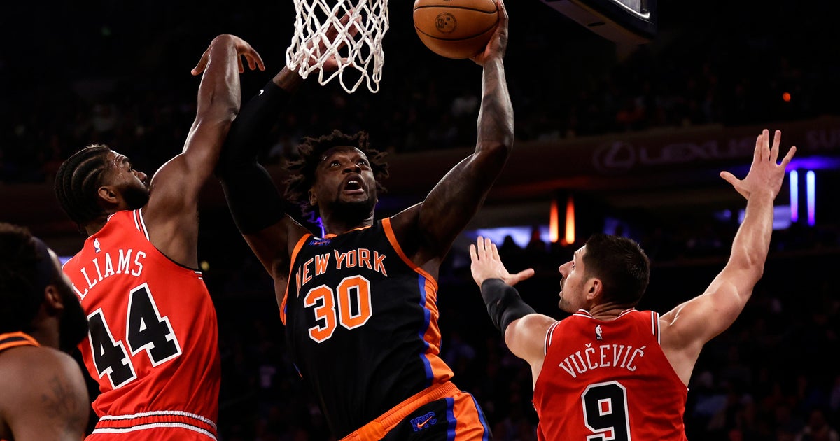DeMar DeRozan's last-second jumper lifts Bulls Over Knicks - CBS New York
