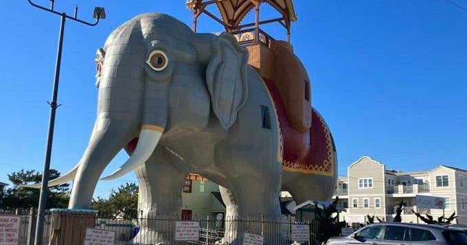 Lucy the Elephant will have official unveiling ceremony Wednesday - CBS ...