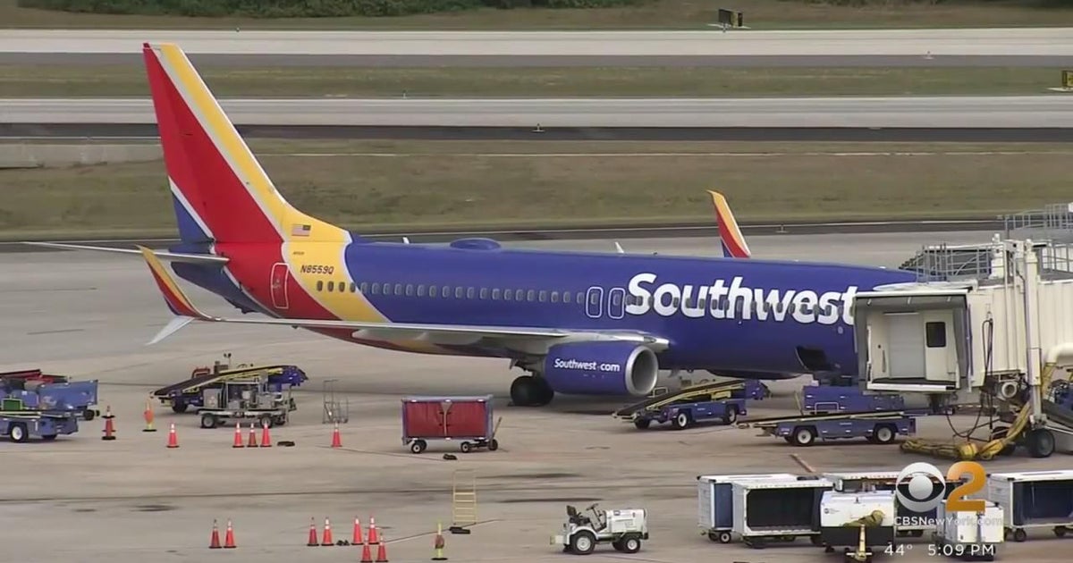 Southwest faces federal investigation over canceled flights - CBS New York Southwest faces federal investigation over canceled flights - CBS New York