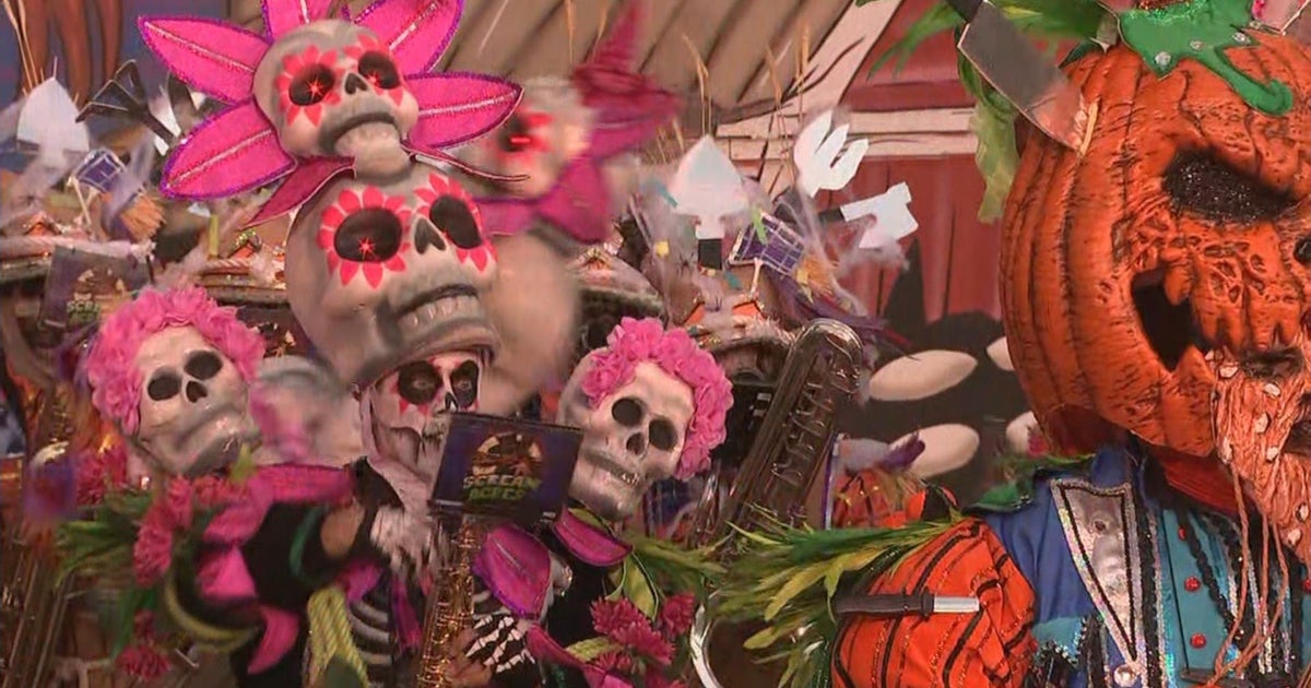 Thousands fill streets for 123rd Mummers Parade - CBS Philadelphia