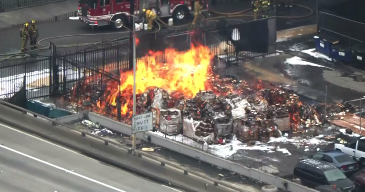 HAZMAT called to DTLA blaze after hand sanitizer pallet boxes catch ...