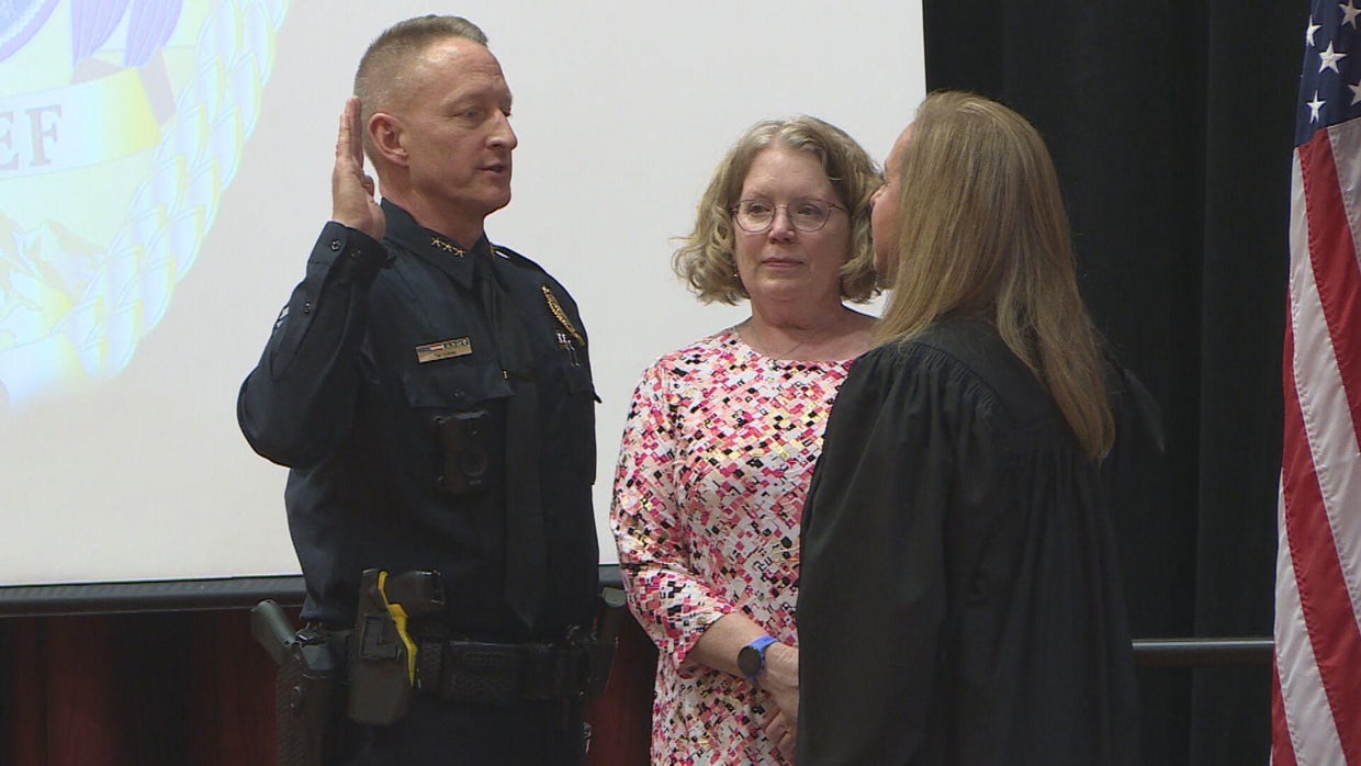 Tim Doran sworn in as new Loveland Police Chief - CBS Colorado