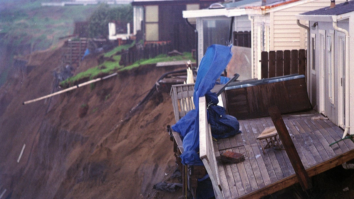 Coastal residents on climate change: "The ocean's coming for you" - CBS ...