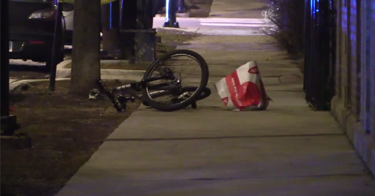 Bicyclist says he was followed, shot in Uptown - CBS Chicago