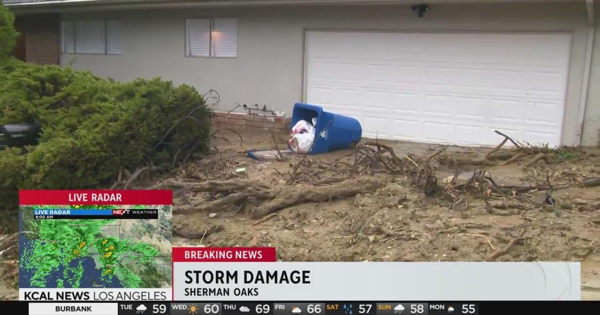 Mudslide damages home in Sherman Oaks - CBS Los Angeles