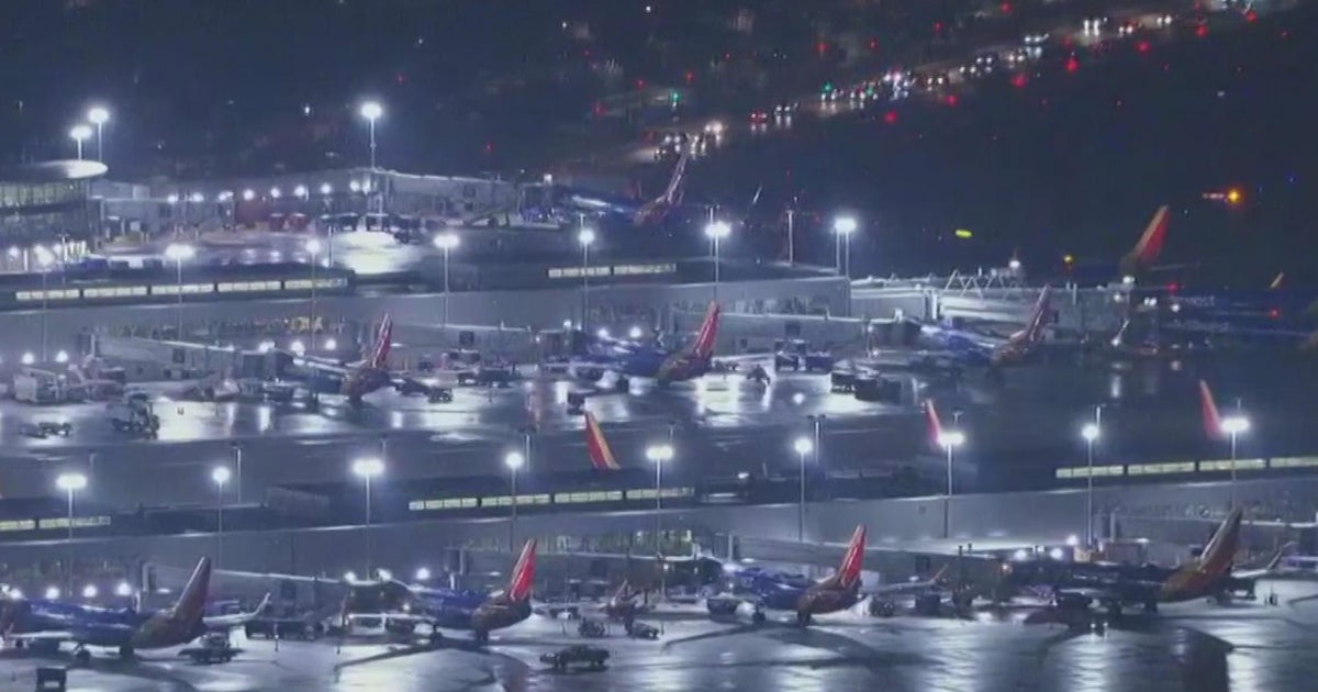 FAA computer outage - CBS Chicago