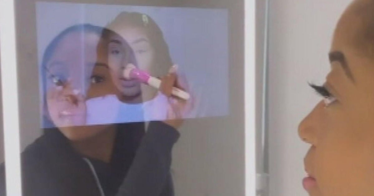RI man creates new mirror that allows users to try on products ...