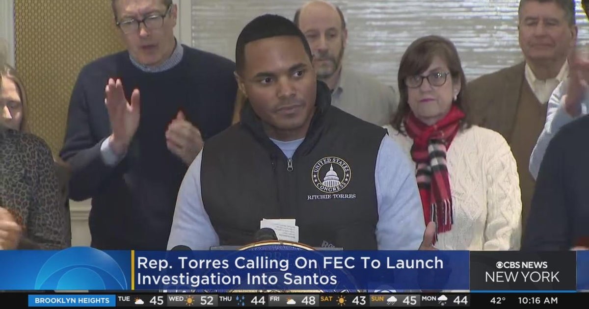 Rep. Torres calls on FEC to investigate George Santos - CBS New York