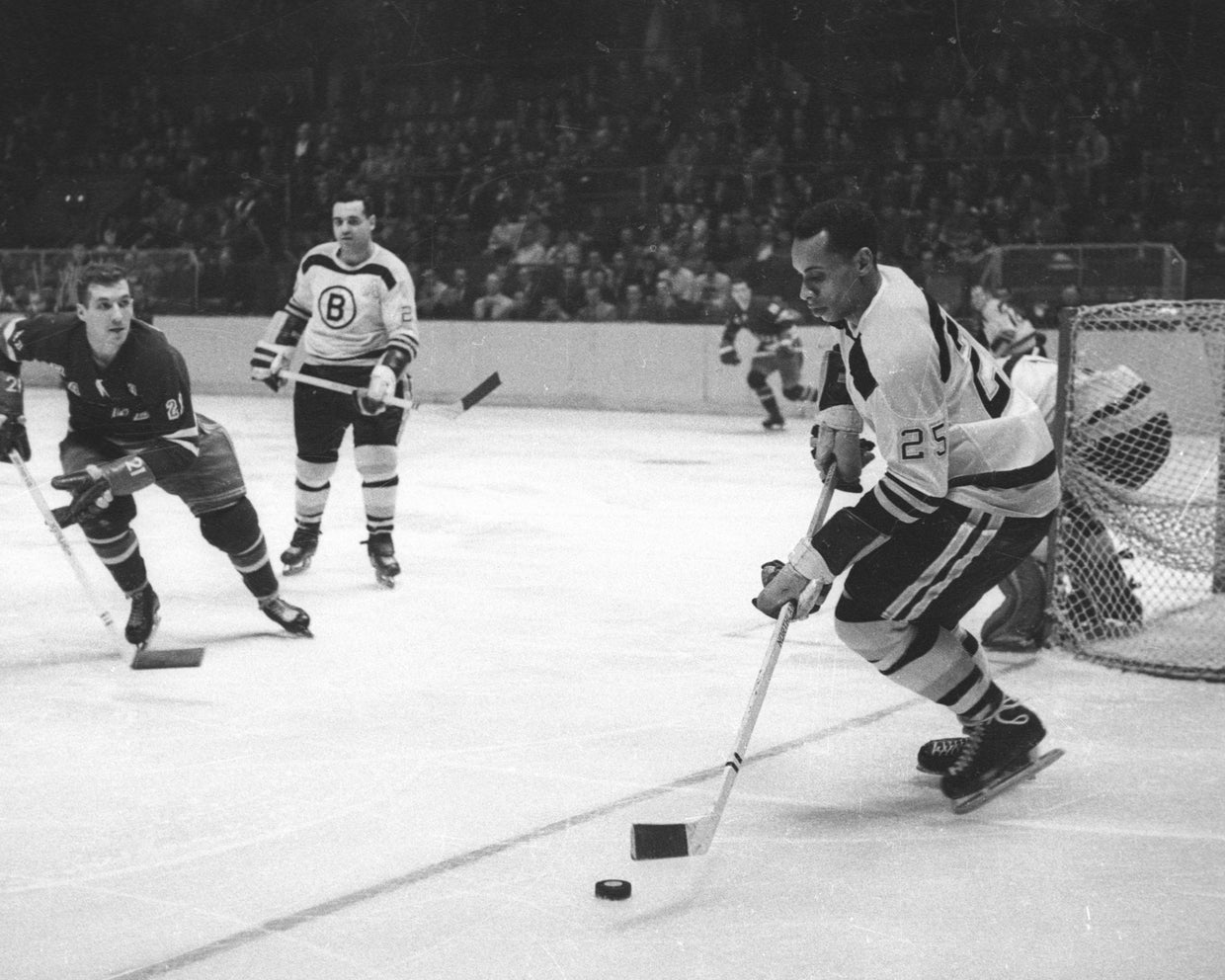 This day in history: Willie O'Ree becomes first Black NHL player on Jan ...
