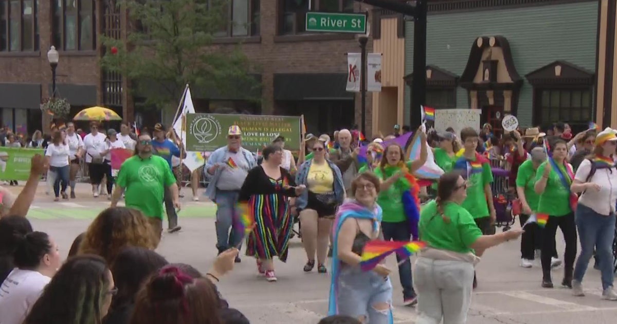 Aurora Pride Parade Organizers Sue City Over Revoked Permit Cbs Chicago