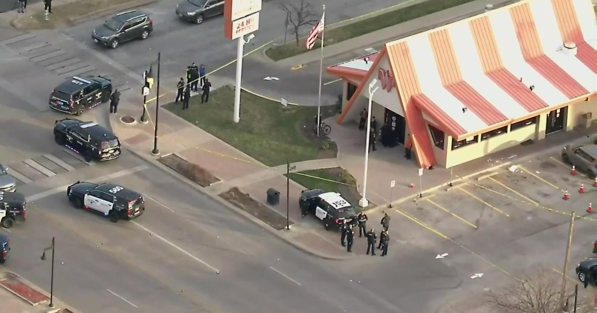 Police respond to shooting at a Fort Worth Whataburger - CBS Texas