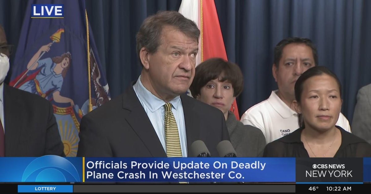 Update on deadly plane crash in Westchester County - CBS New York