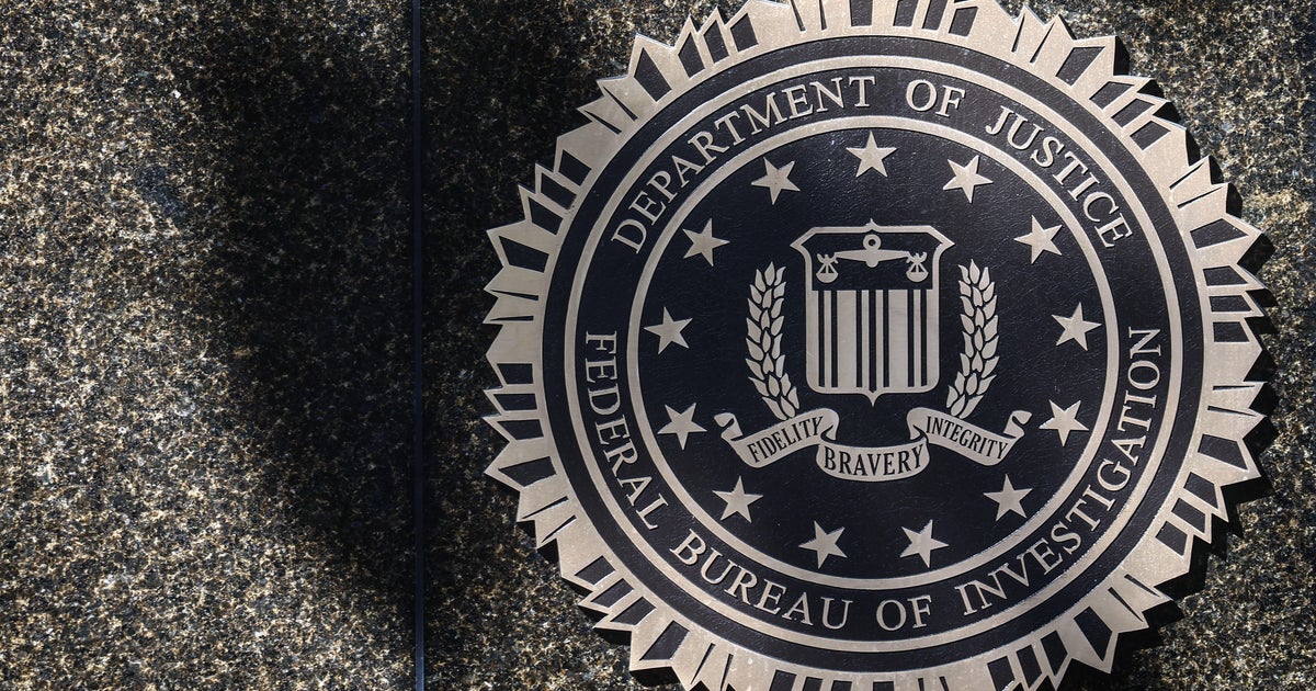 Former Fbi Agent Accused Of Helping Russian Oligarch Violating U S