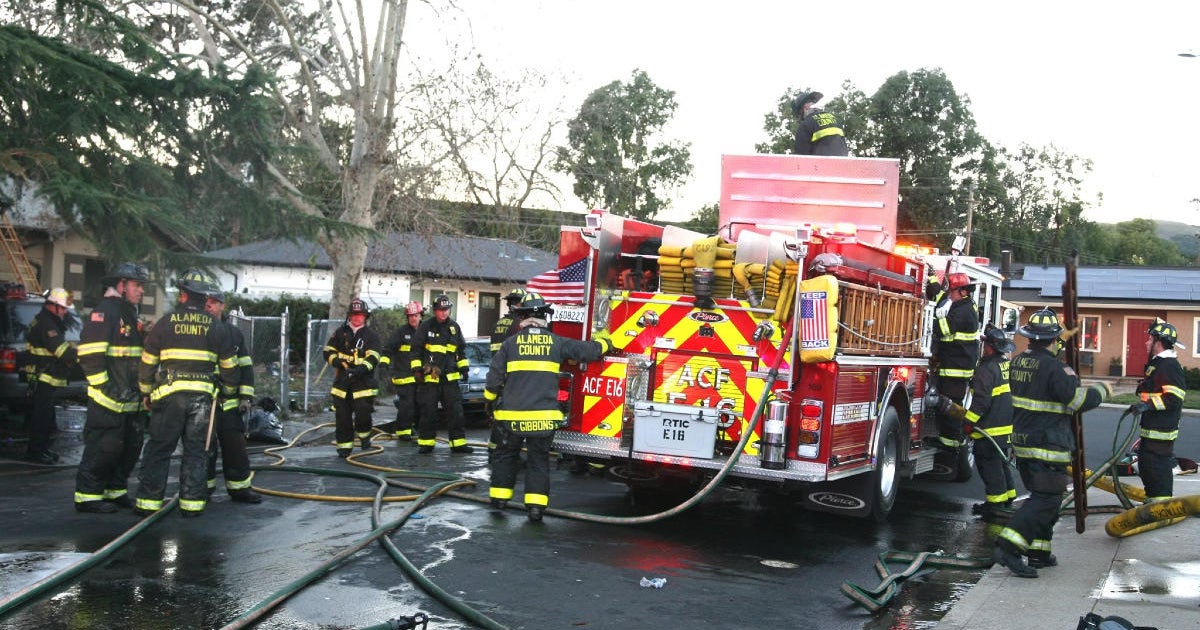 1 dead, 8 displaced in deadly two-alarm Dublin house fire - CBS San ...