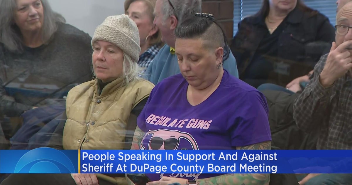 DuPage Co. sheriff supporters, detractors at meeting - CBS Chicago DuPage Co. sheriff supporters, detractors at meeting - CBS Chicago