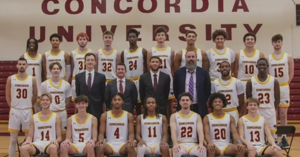 After Concordia basketball coach fired, a no-win situation - CBS Chicago