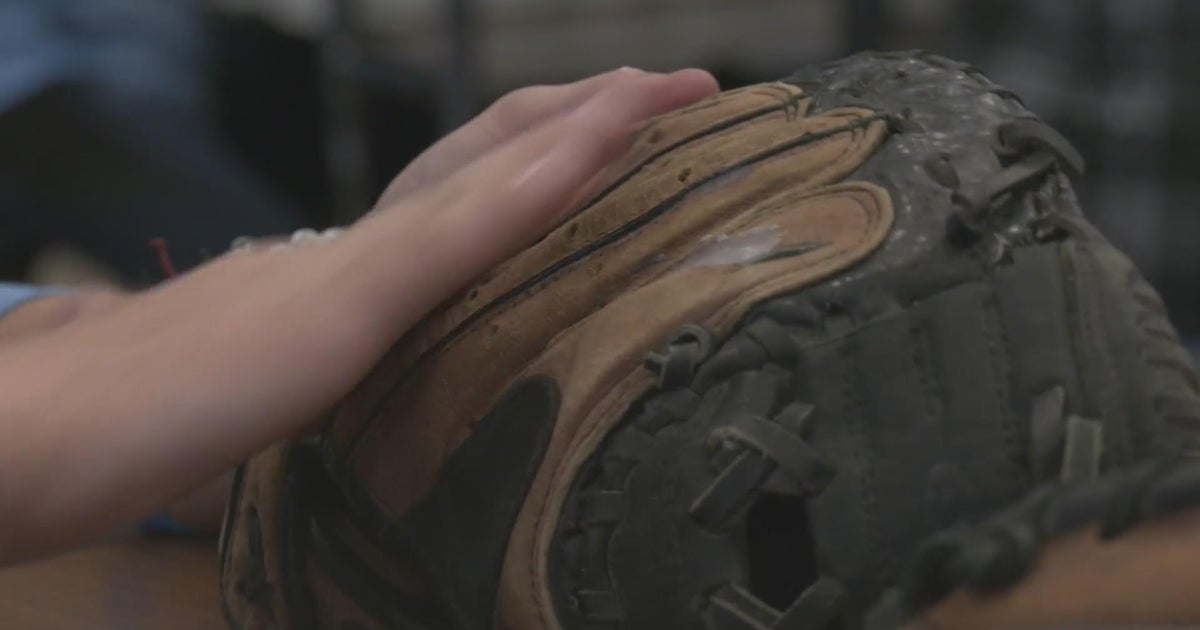 Blaine baseball team works to make an impact - CBS Minnesota