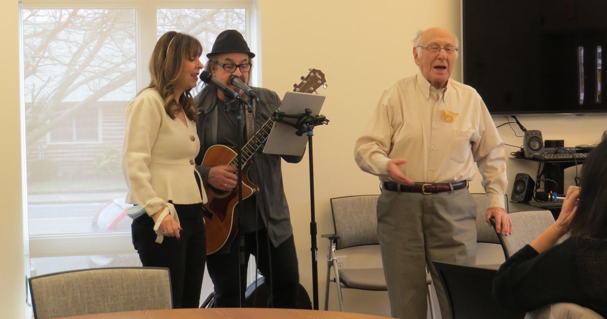 Jewish Family Service in Margate holds Holocaust memorial event - CBS ...