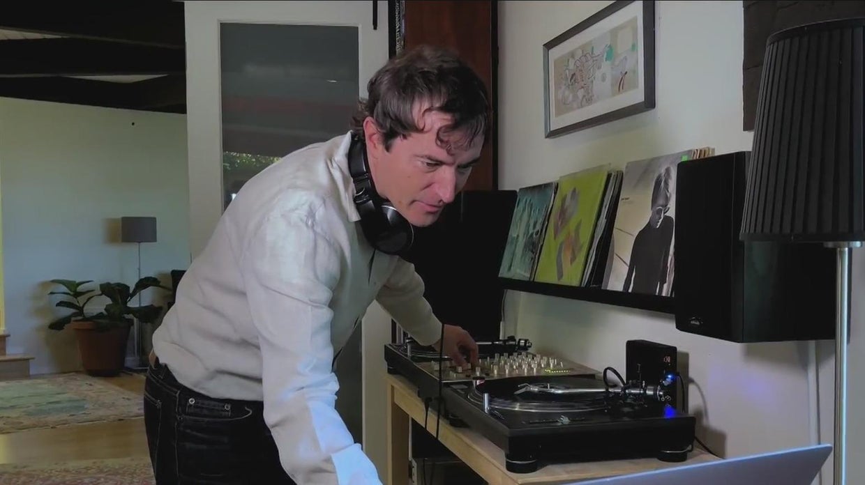 Bay Area composer mixes classical and electronic music in ...