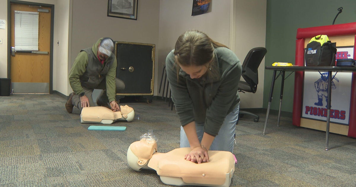 Colorado middle school teacher who survived heart attack as a teen ...