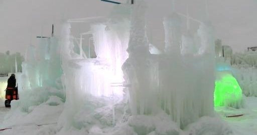 Lake Geneva's Ice Castles to re-open later this week - CBS Chicago