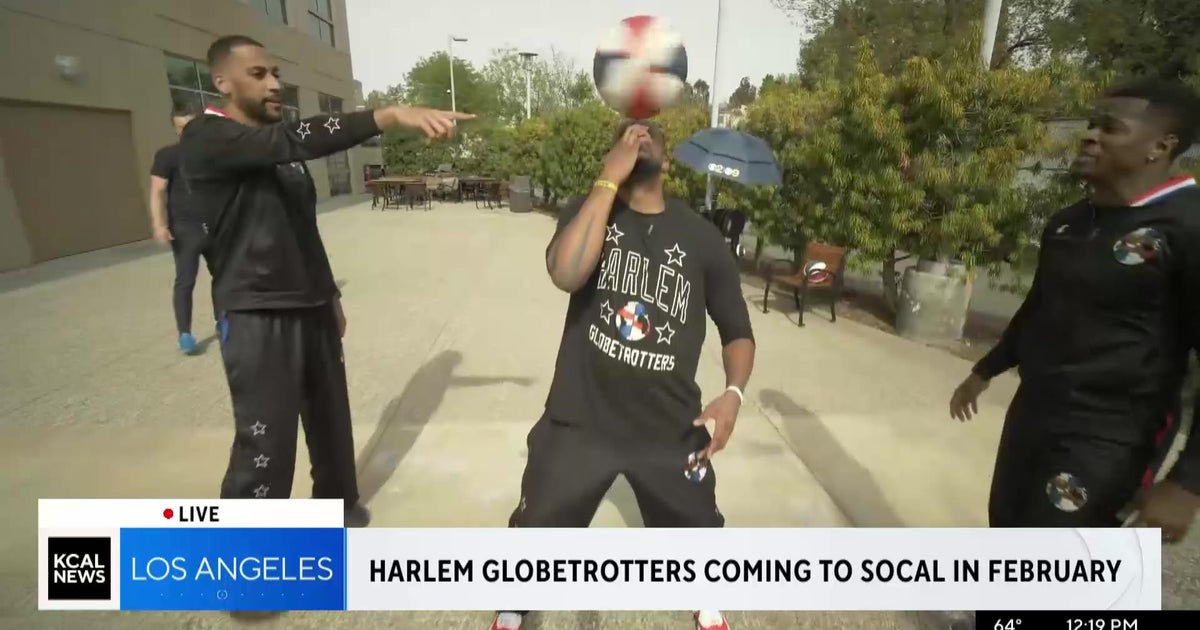 Globetrotters stop by KCAL News studio - CBS Los Angeles