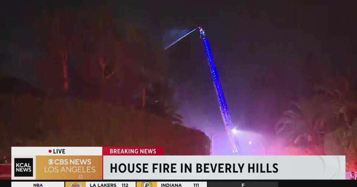 Firefighters battle blaze at Beverly Hills house - CBS Los Angeles