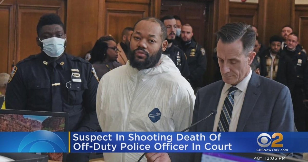 Suspect In Off Duty Officer Shooting Appears In Court Cbs New York