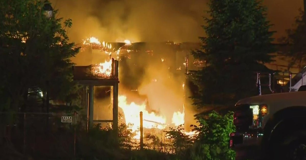 2 teens plead guilty to setting fire at Pheasant Run Resort - CBS Chicago
