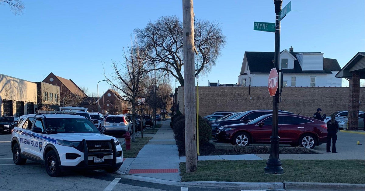 One In Custody One Hospitalized In Evanston Shooting Cbs Chicago