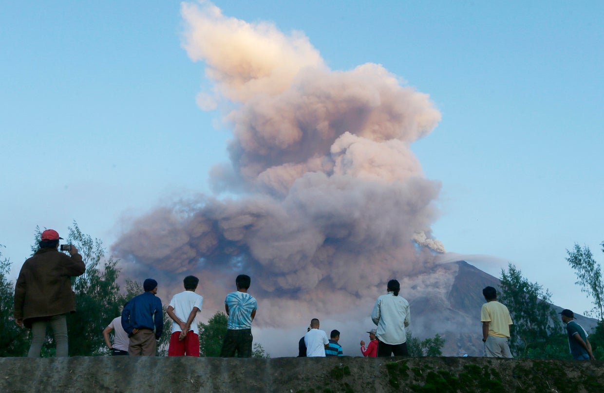Suspected Philippines plane crash wreckage spotted near active Mayon ...