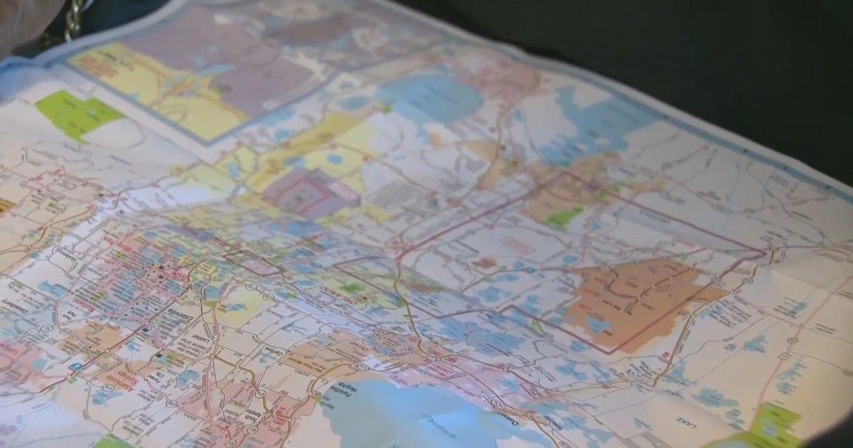 Paper roadmaps making a comeback - CBS Minnesota