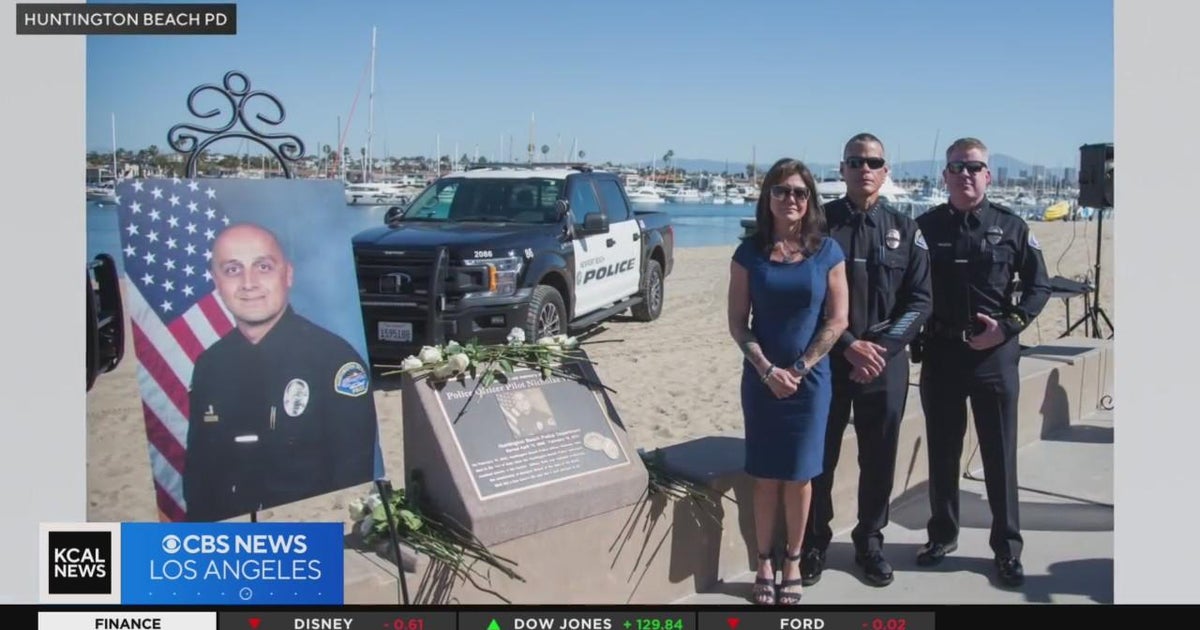 Memorial plaque for fallen Huntington Beach police officer Nicholas ...