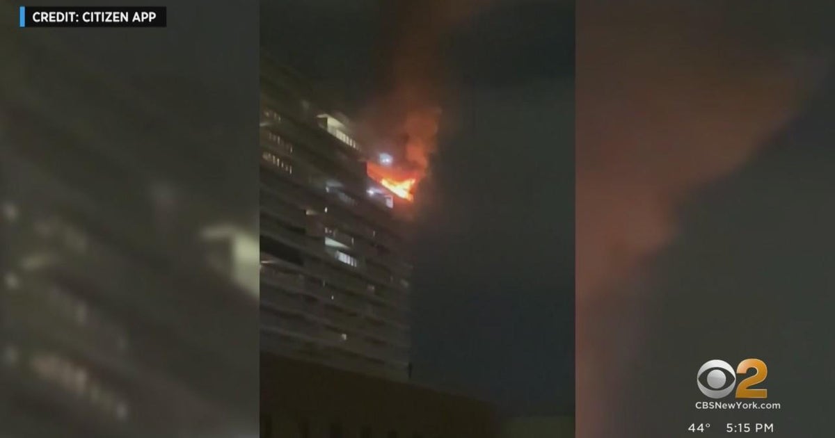 Father killed in Bronx high-rise fire - CBS New York