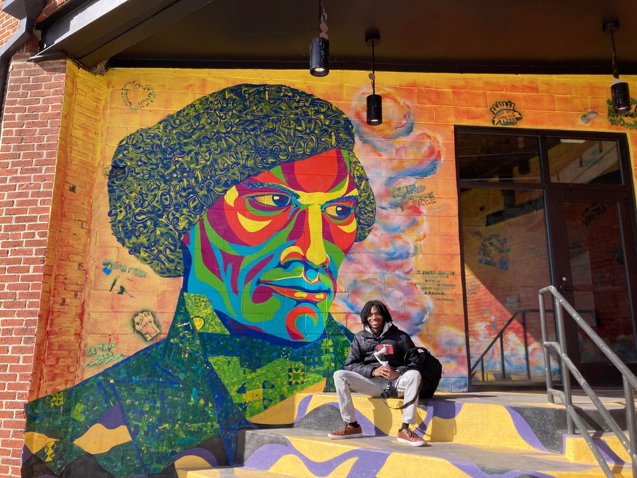 Local historian honors the life of Frederick Douglass in Baltimore with ...